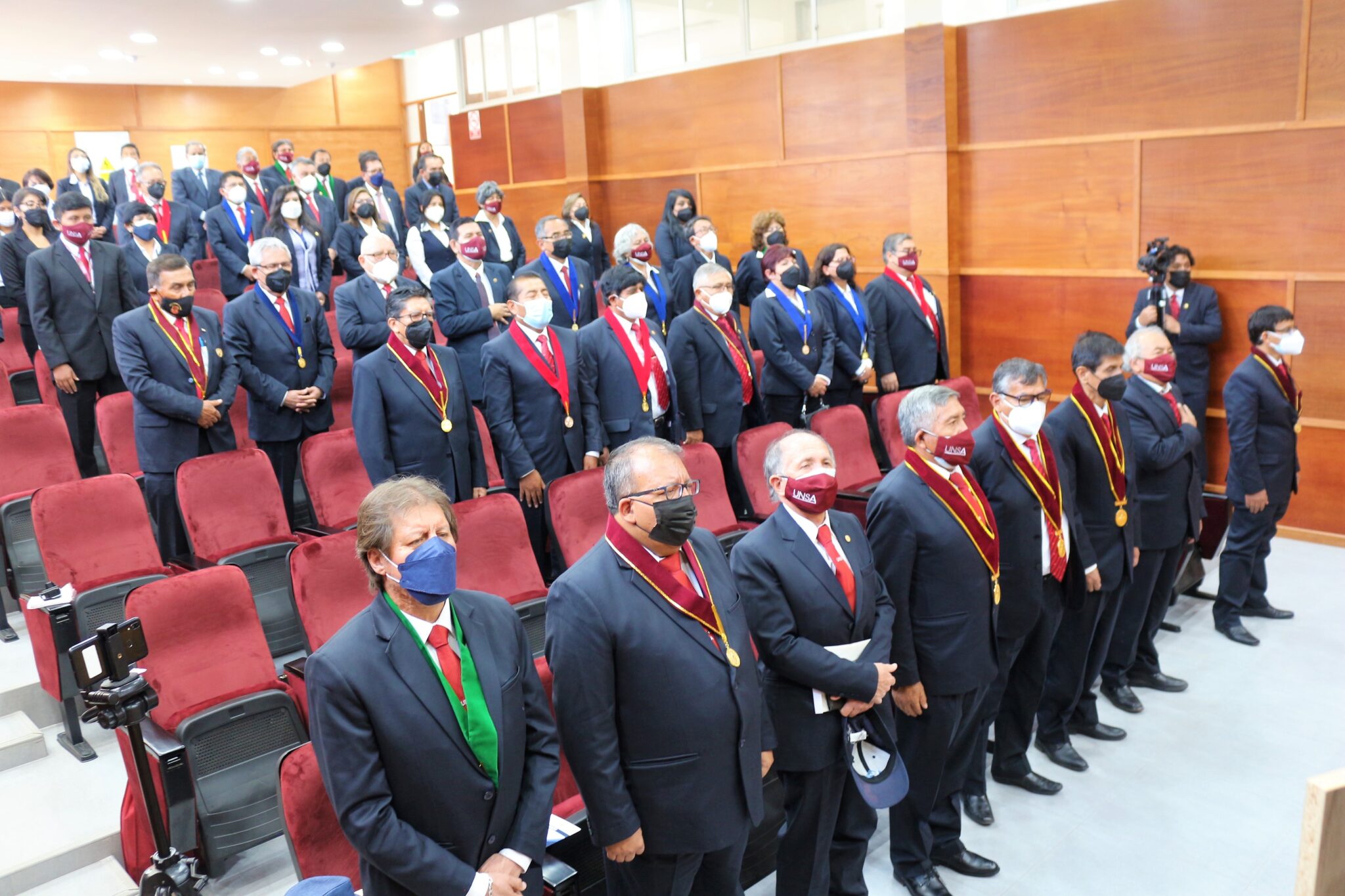 Facultad de Ciencias Contables y Financieras de la UNSA celebró 80 años ...