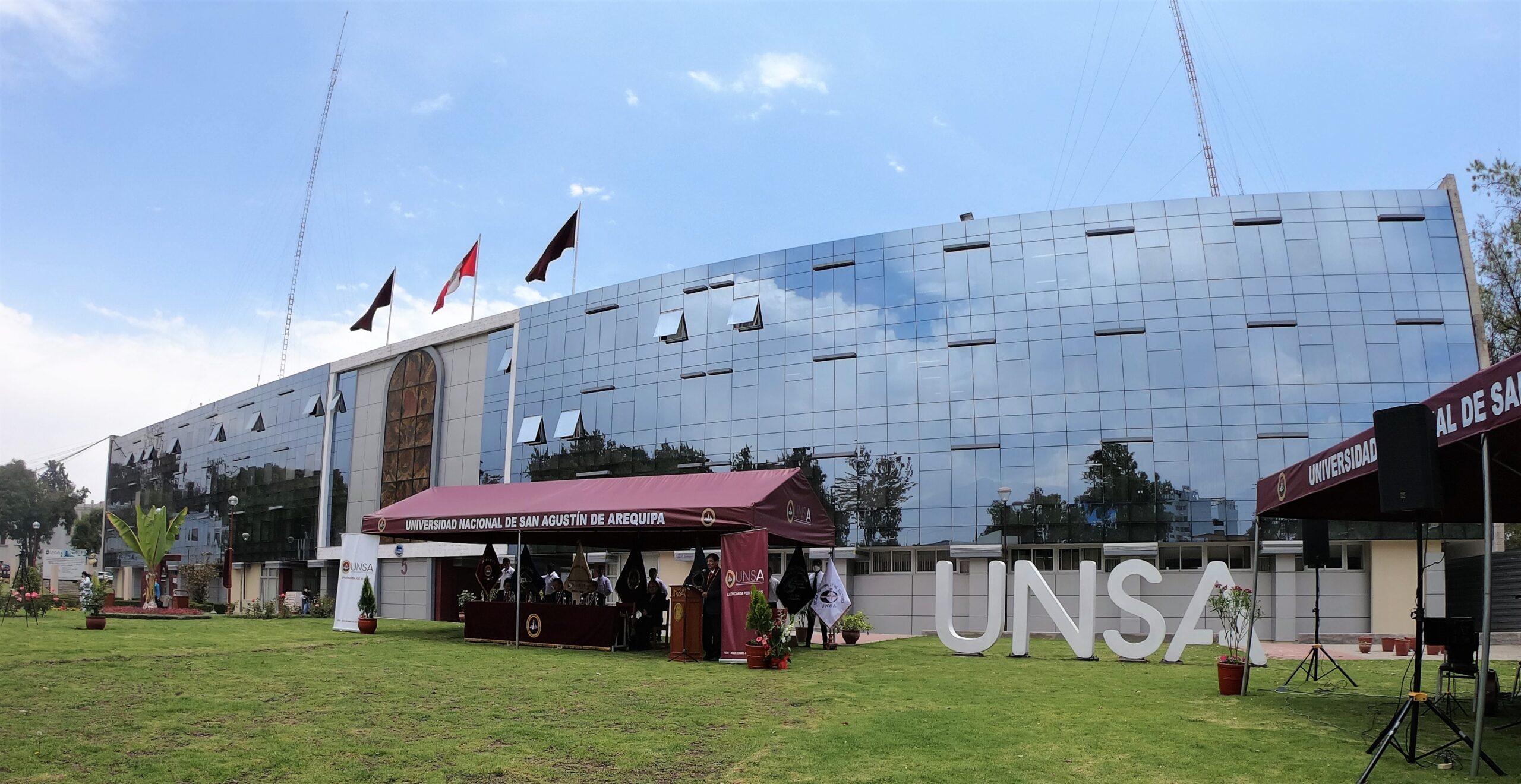 Facultad de Ingeniería de Producción y Servicios de la UNSA celebra su ...